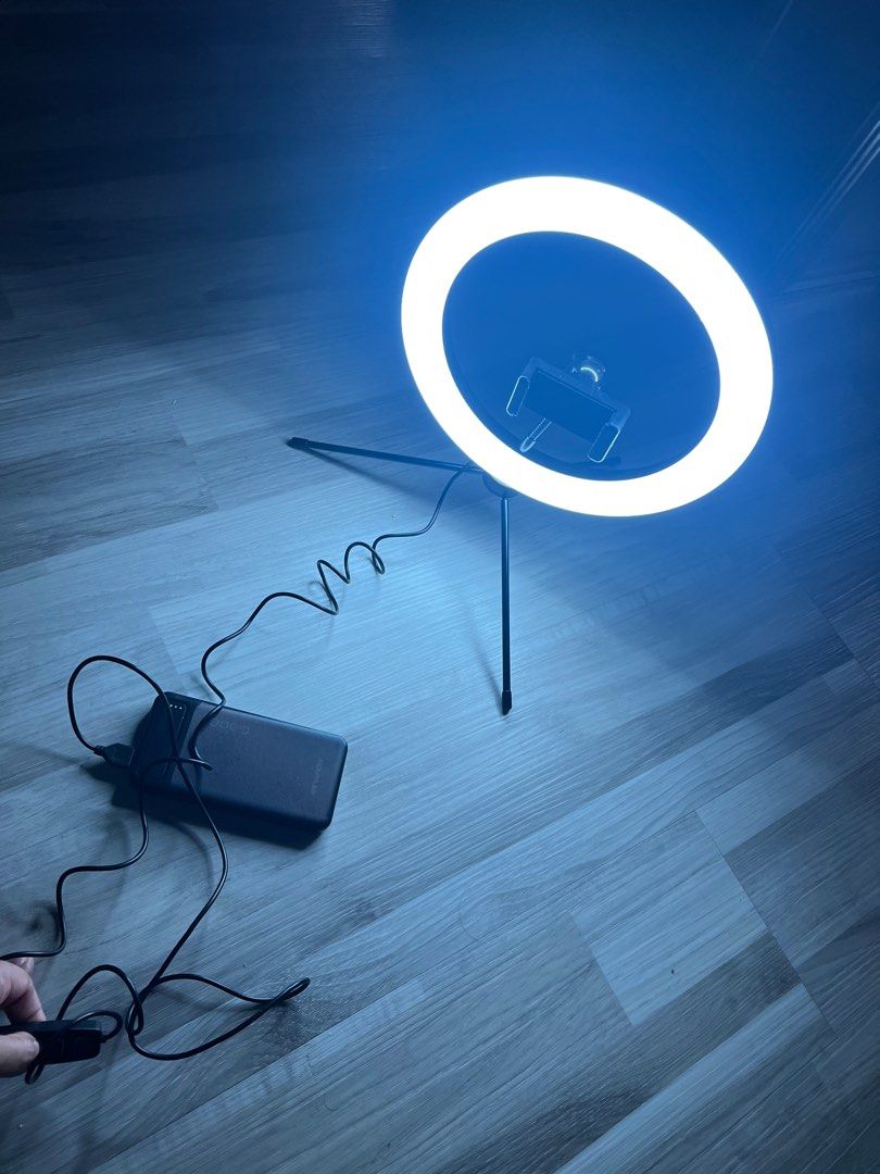 Table ring light with Hp holder, Photography, Photography Accessories ...
