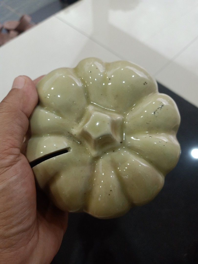 tabung lama - tabung labu seramik taiwan, Hobbies & Toys, Collectibles ...