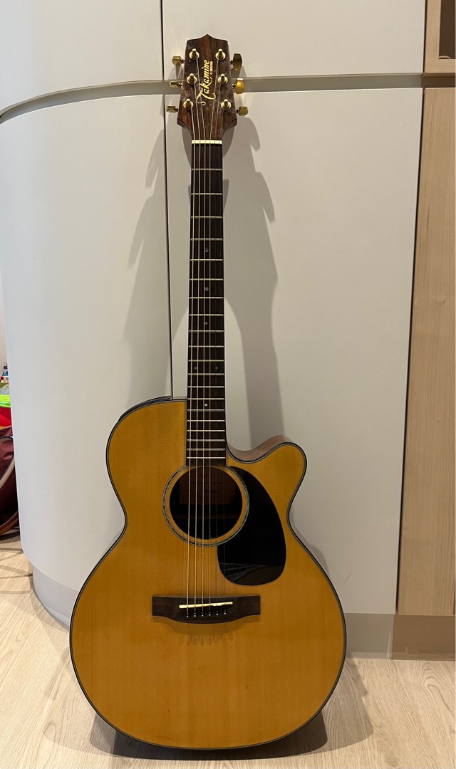 TAKAMINE G SERIES EG440C Acoustic Guitar, Hobbies & Toys, Music & Media ...