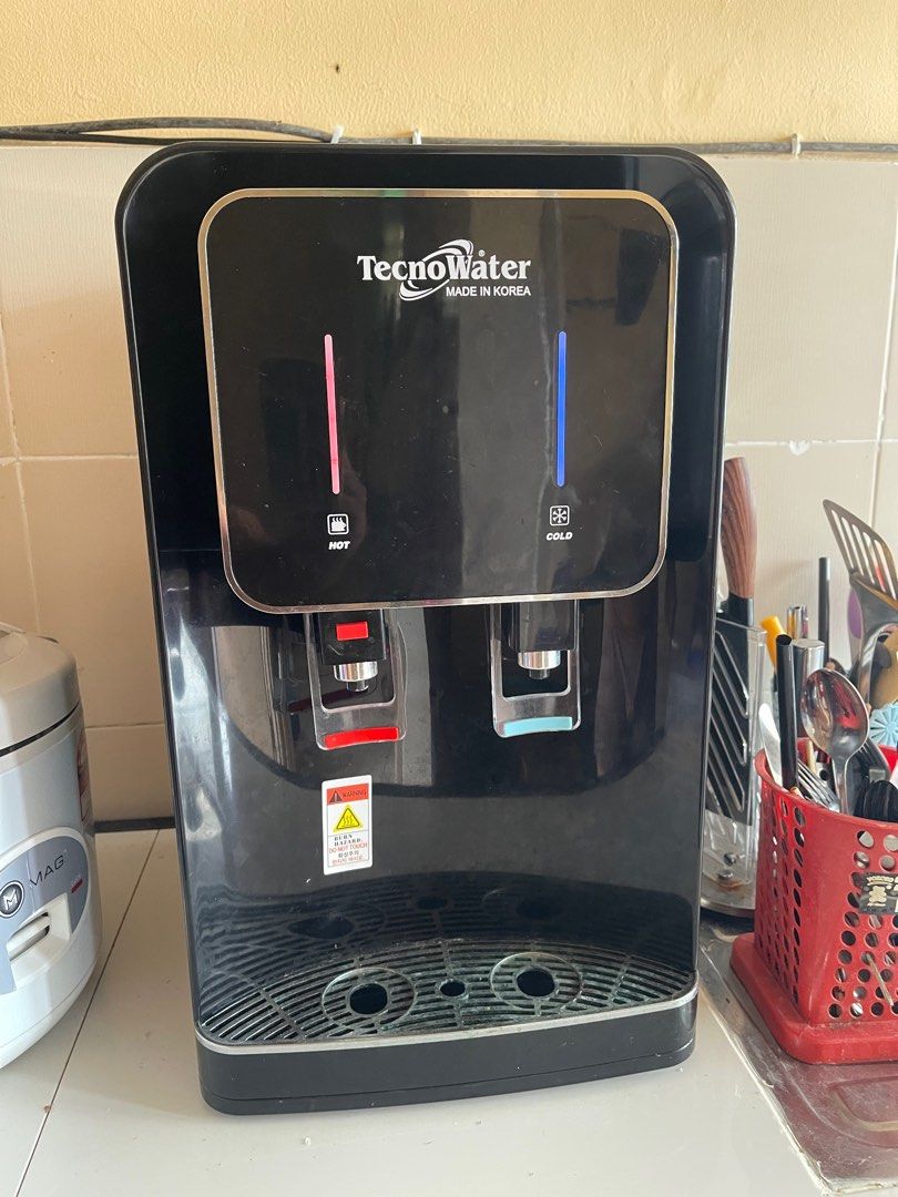 Tecno water dispenser, TV & Home Appliances, Kitchen Appliances, Water ...