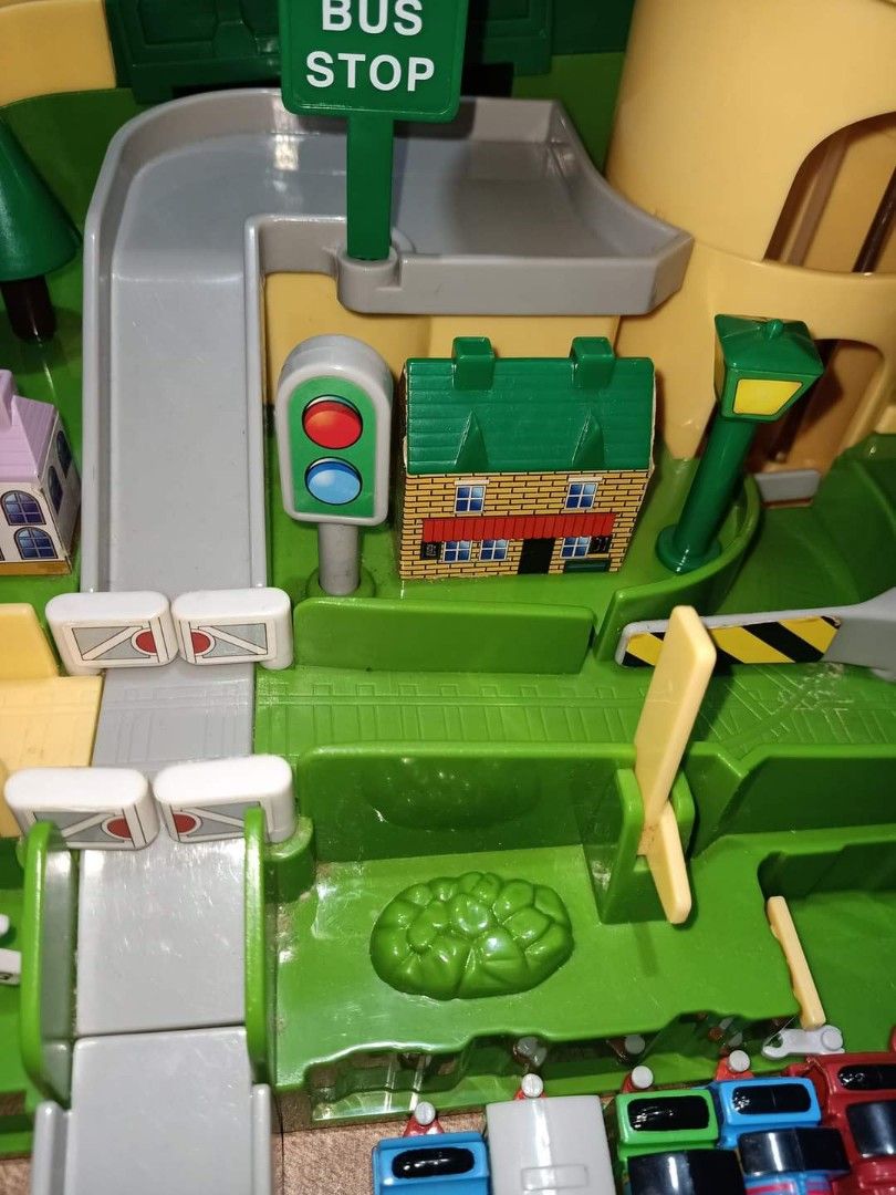 Thomas Pocket Fantasy: Kuru Kuru Island, Hobbies & Toys, Toys & Games ...