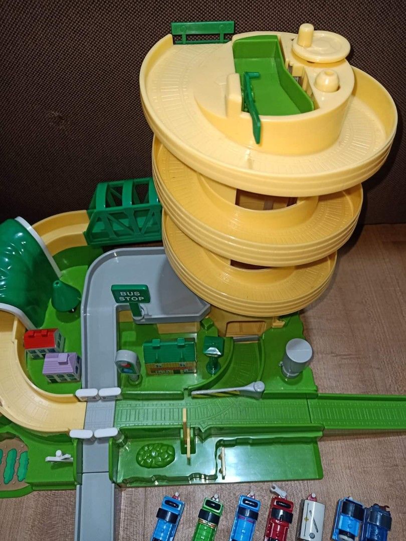 Thomas Pocket Fantasy: Kuru Kuru Island, Hobbies & Toys, Toys & Games ...