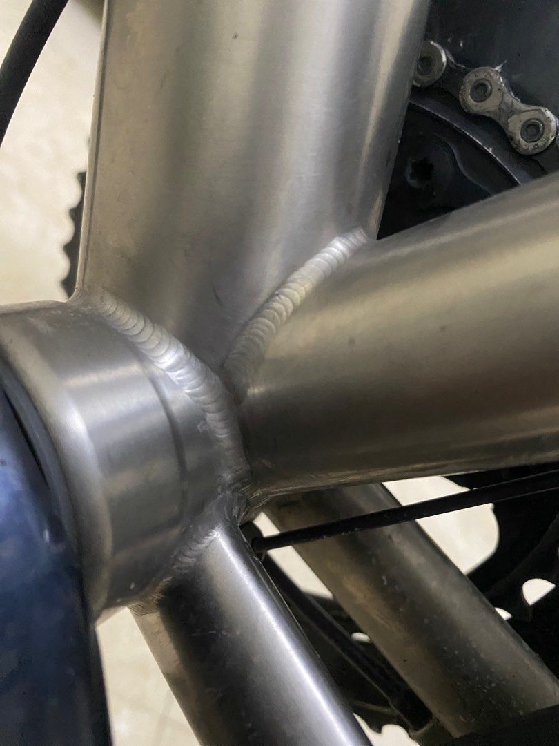 Titanium custom built frame, top tube 54cm, seat tube 48cm, Sports ...