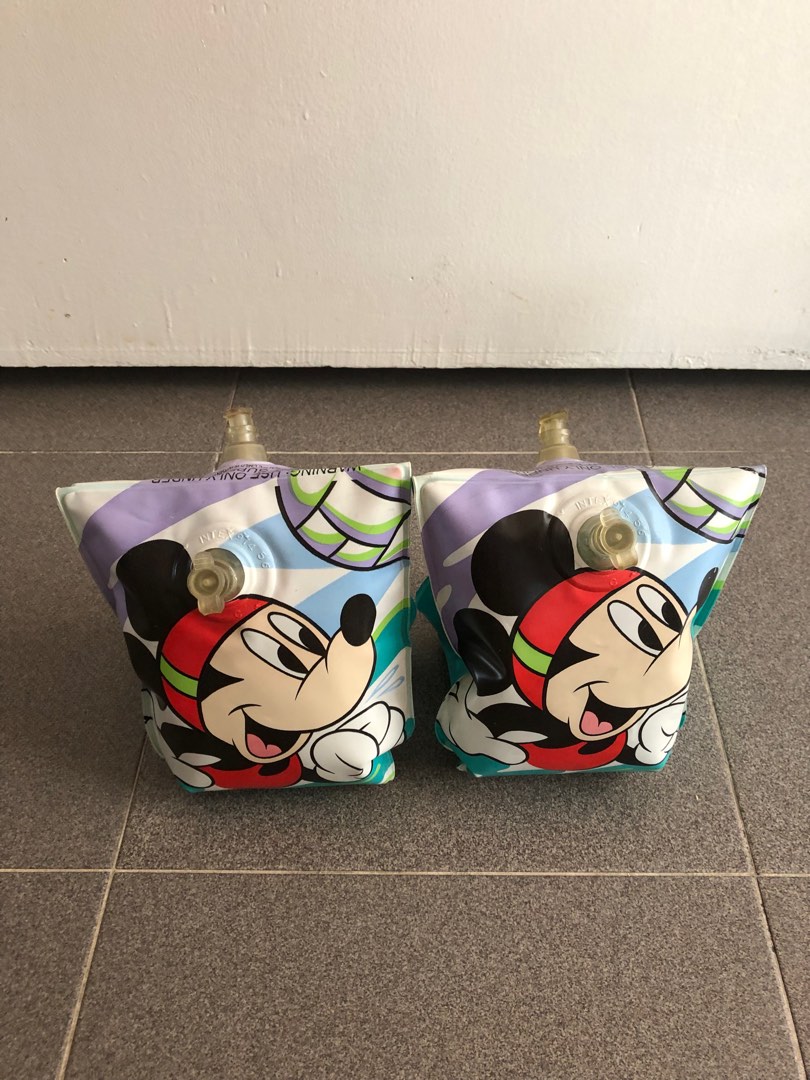 DISNEY INTEX ARM BAND FLOAT ( AGE 1 TO 3), Hobbies & Toys, Toys & Games ...