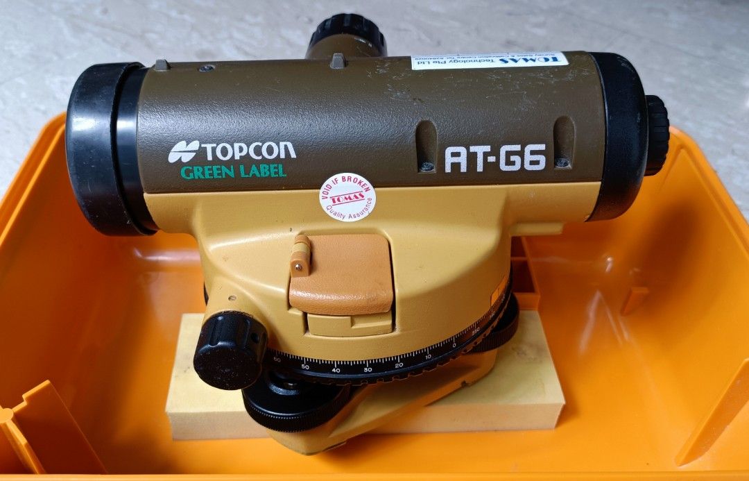Topcon AT-G6 Surveying Auto Level for Construction, Furniture & Home ...