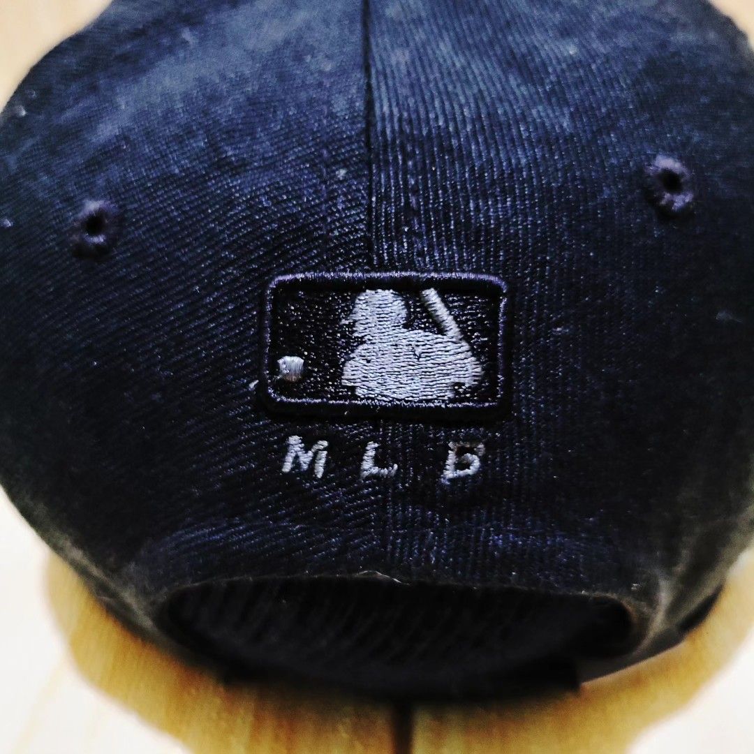 TOPI BASEBALL MLB LOGO D BLACK ON BLACK, Fesyen Pria, Aksesoris, Topi ...
