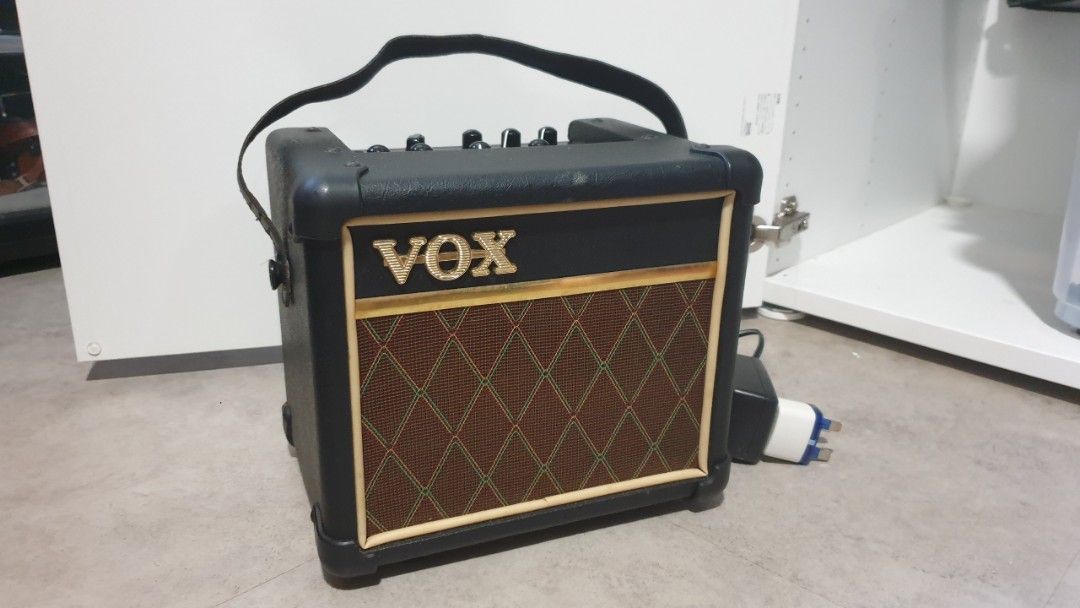 Vox Mini 3 portable amp, Hobbies & Toys, Music & Media, Music ...