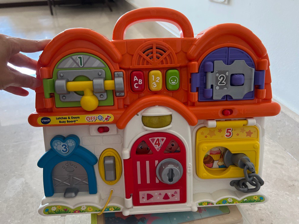 Vtech- latches & door busy board, Hobbies & Toys, Toys & Games on Carousell