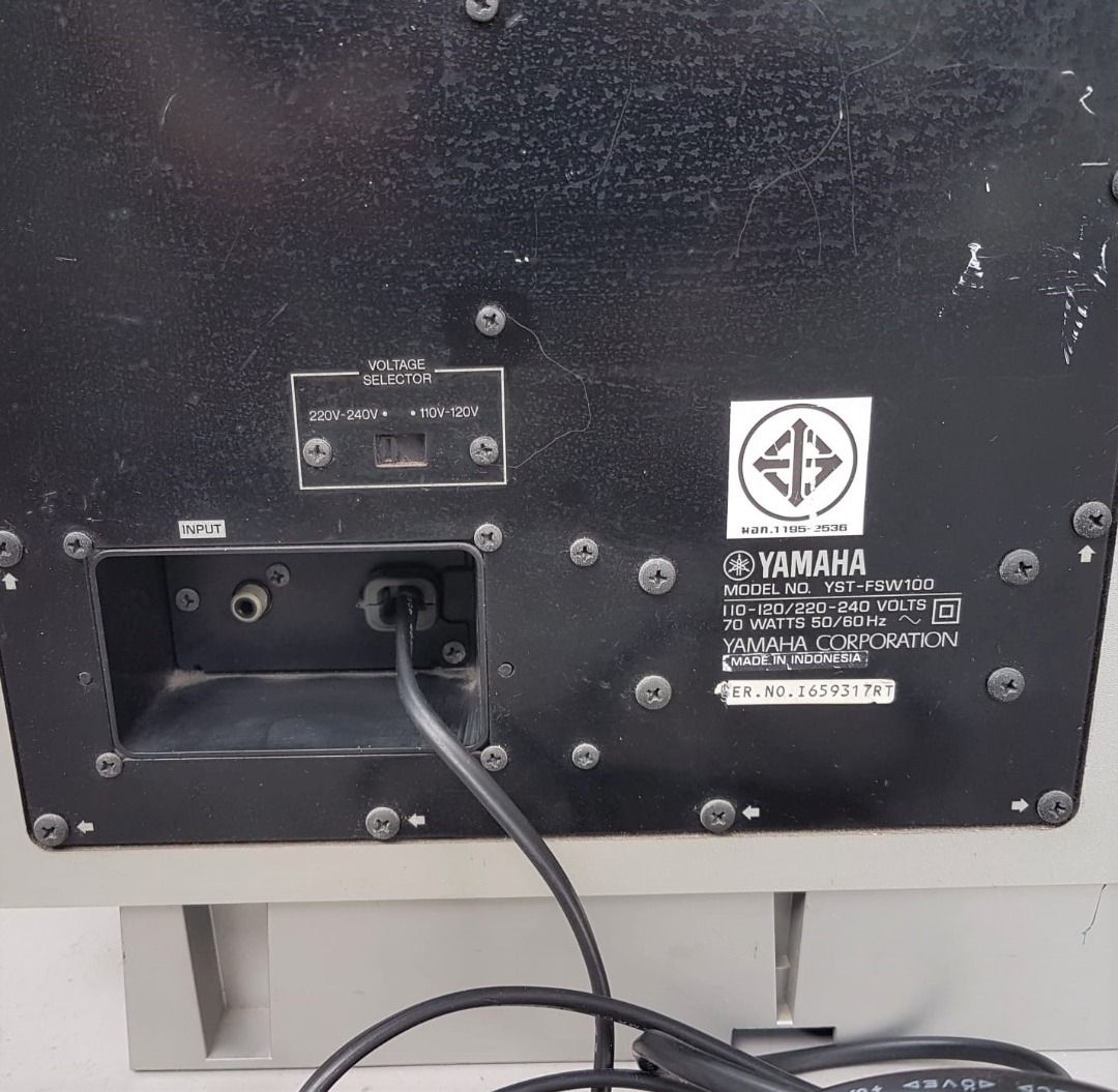 Yamaha Active Subwoofer, YST-FSW100, JAPAN, 130 Watts Powered Subwoofer, 14.8 inches height ...