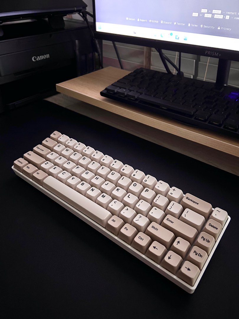 65% custom mechanical keyboard (white beige keycaps), Computers & Tech ...