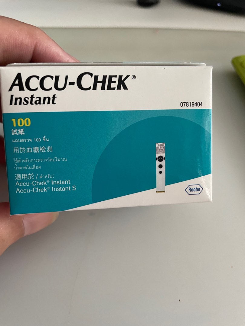 Accu-chek Instant 100 test strips, Health & Nutrition, Medical Supplies ...