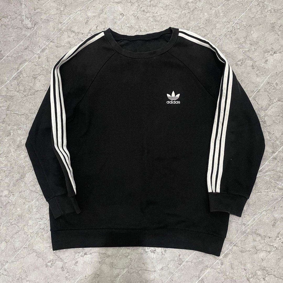 Adidas Cn Basic, Fesyen Pria, Pakaian , Lainnya di Carousell