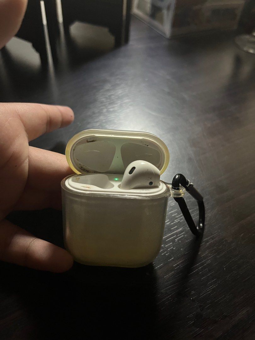 Authentic Airpods Missing Airpod, Audio, Headphones & Headsets on Carousell