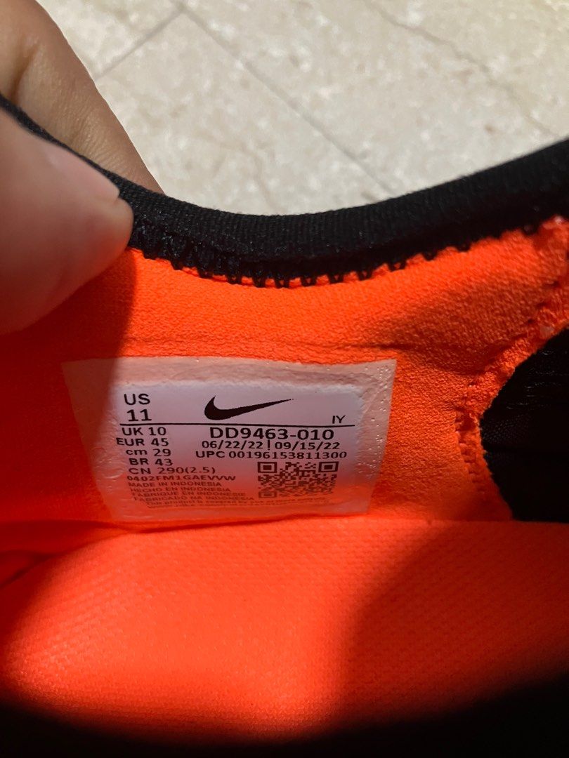 Black Nike Phantom GX, Sports Equipment, Sports & Games, Racket & Ball ...