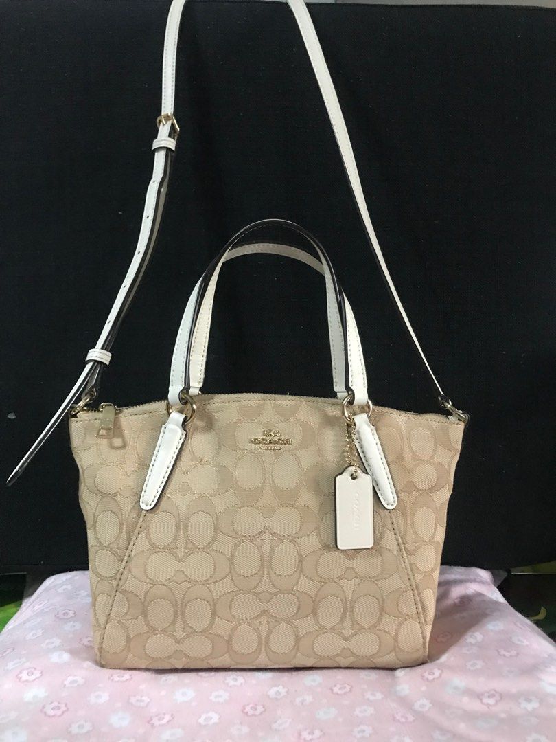 Coach Mini Kelsey on Carousell