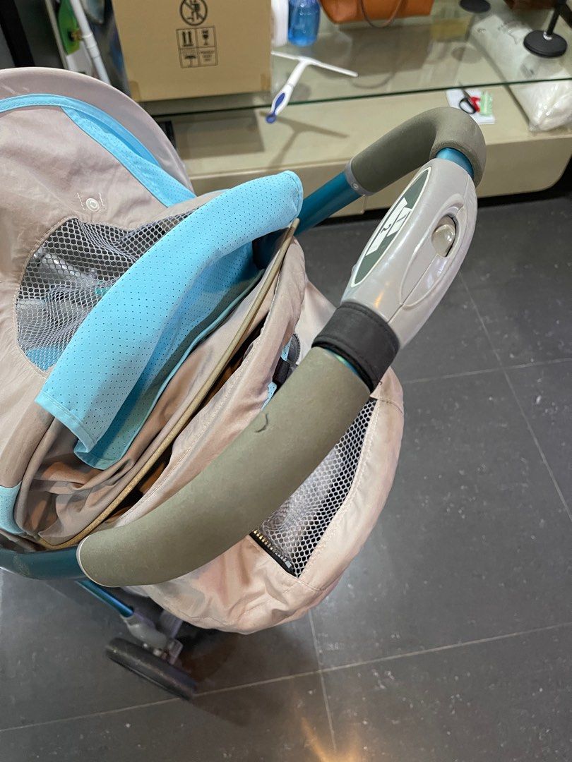 Combi Japan Urban Walker Stroller, Babies & Kids, Going Out, Strollers ...