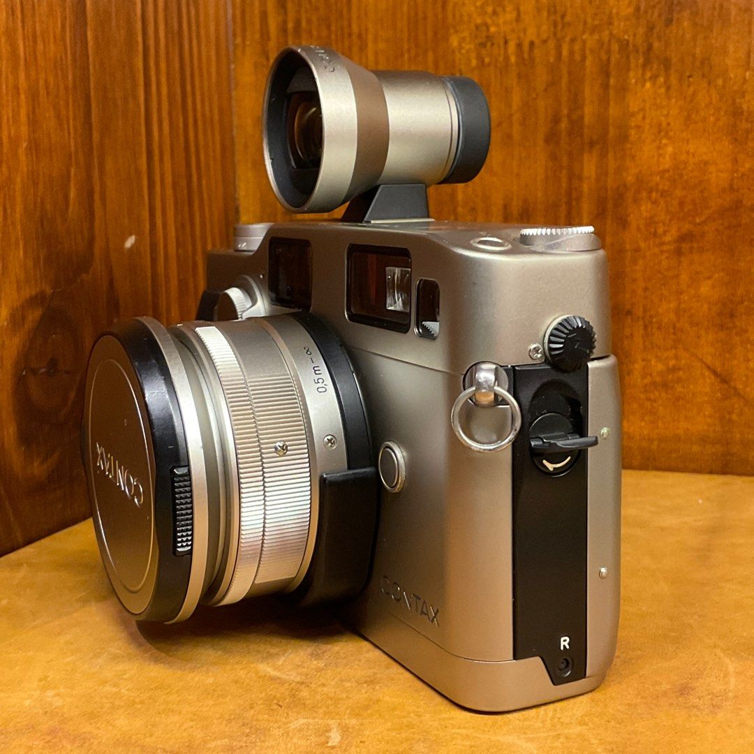 Contax G2 with 21F2.8 & OVF (034474), Photography, Cameras on Carousell