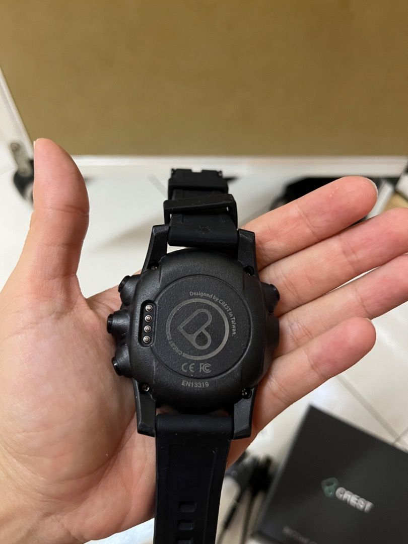 Crest CR-4 Scuba Dive Computer, Sports Equipment, Sports & Games, Water Sports on Carousell