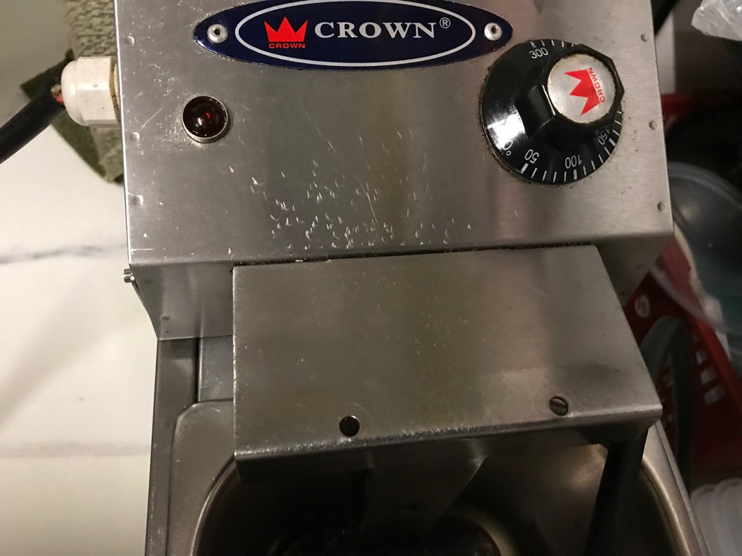 Deep fryer, TV & Home Appliances, Kitchen Appliances, Fryers on Carousell