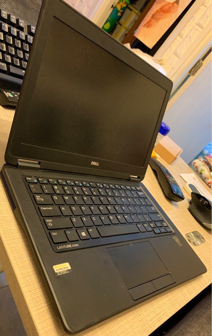 Dell Latitude E7250 HDMI 12” 輕便 90% 新 電池keyboard 全新 有圖 windows 10 已啟動 ...