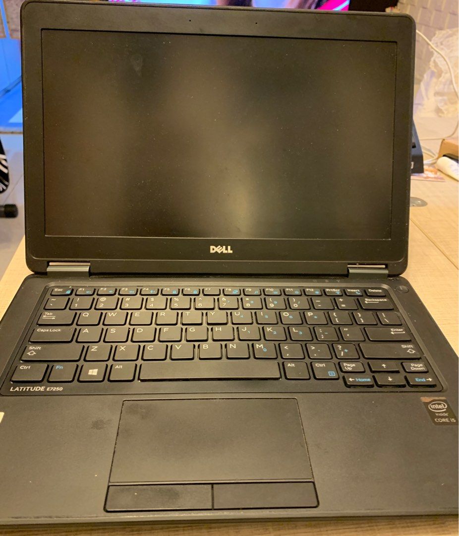 Dell Latitude E7250 HDMI 12” 輕便 90% 新 電池keyboard 全新 有圖 windows 10 已啟動 ...