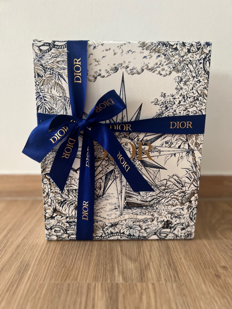 Dior Caro box bag, Luxury, Bags & Wallets on Carousell
