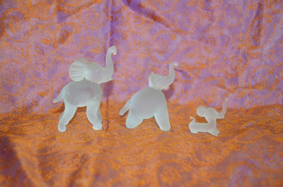 Frosted glass miniature elephants, Hobbies & Toys, Memorabilia ...