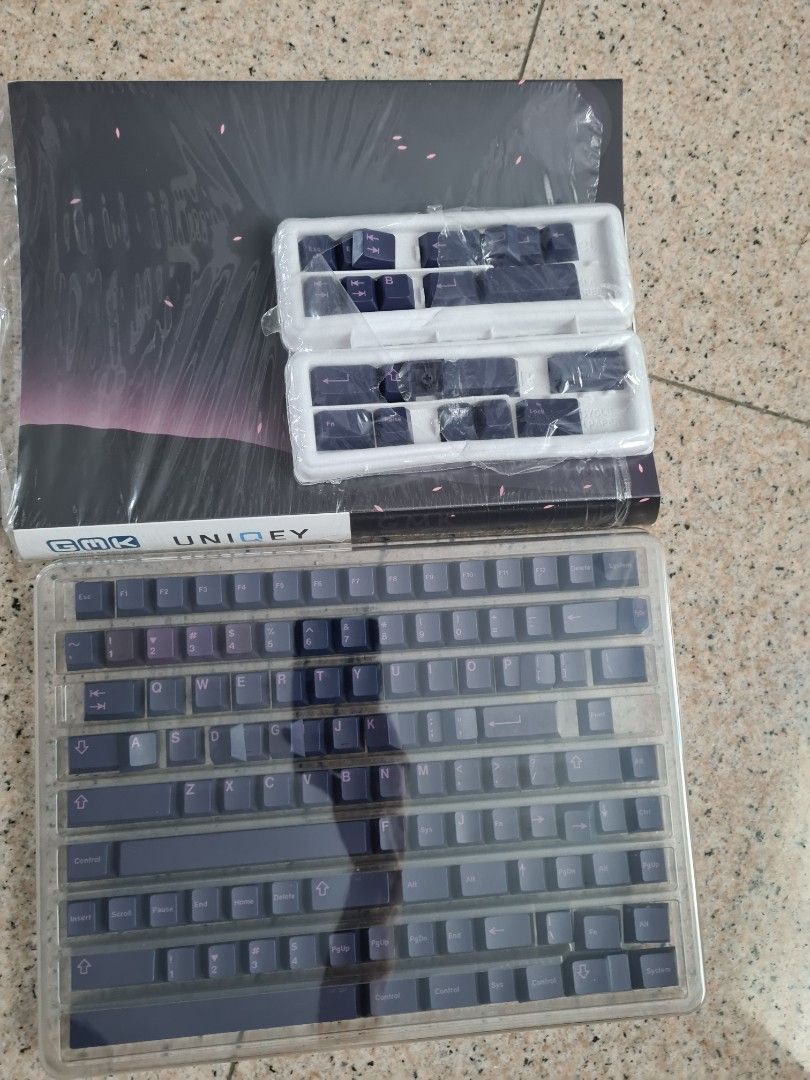 GMK Rouge base + 40s, Computers & Tech, Parts & Accessories, Computer ...