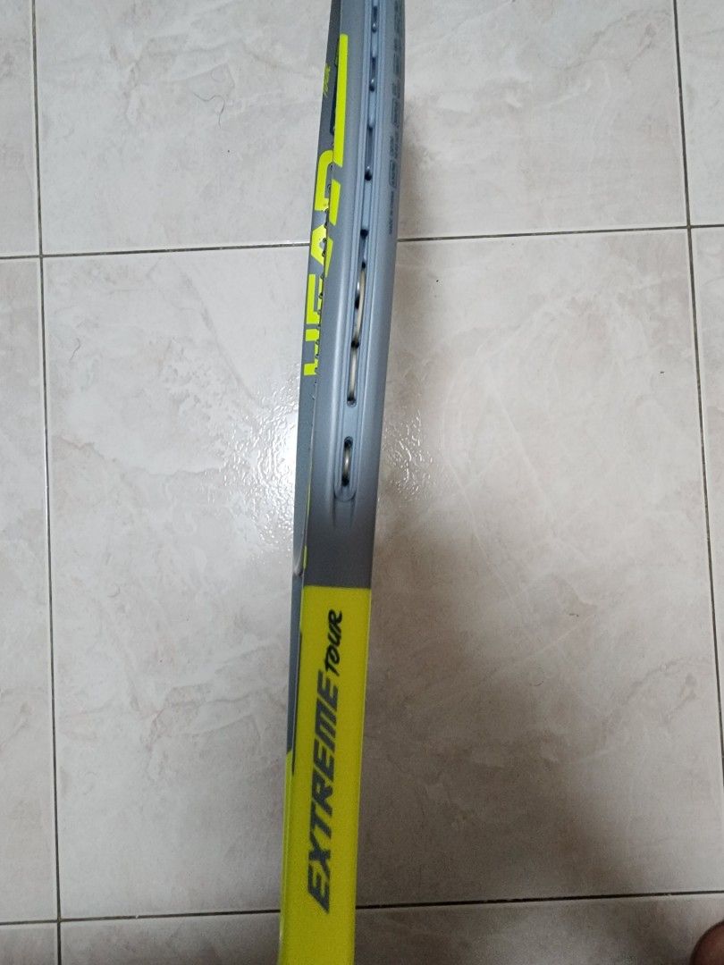 Head Graphene 360+ Extreme Tour racquet L2, Sports Equipment, Sports ...