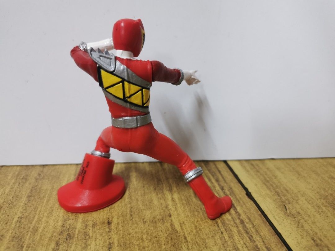 Hg Zyuden Sentai Kyoryuger - Kyoryu Red, Hobbies & Toys, Toys & Games ...