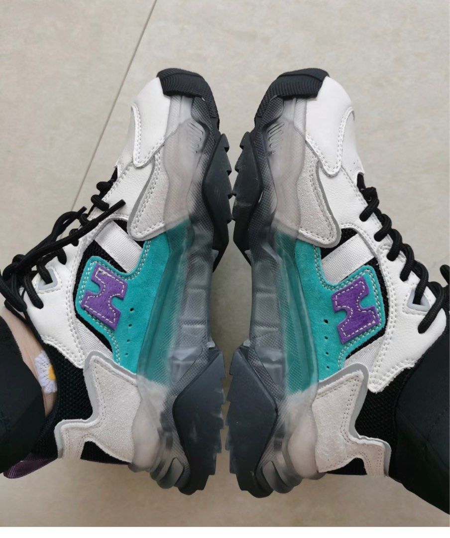 Hotwind daddy shoe, Women's Fashion, Footwear, Sneakers on Carousell