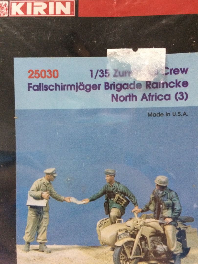 Kirin 1/35 ZUNDAPP crew Fallschirmjager Brigade Ramcke North Africa, 興趣及遊戲, 玩具 & 遊戲類 - Carousell