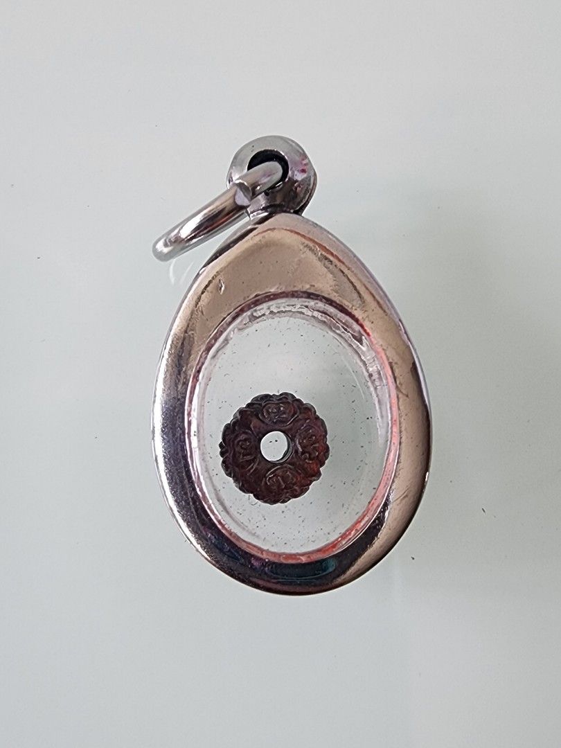 LP Kalong Prakam Chanting Beads BE2552 Thai Amulet, Hobbies & Toys ...