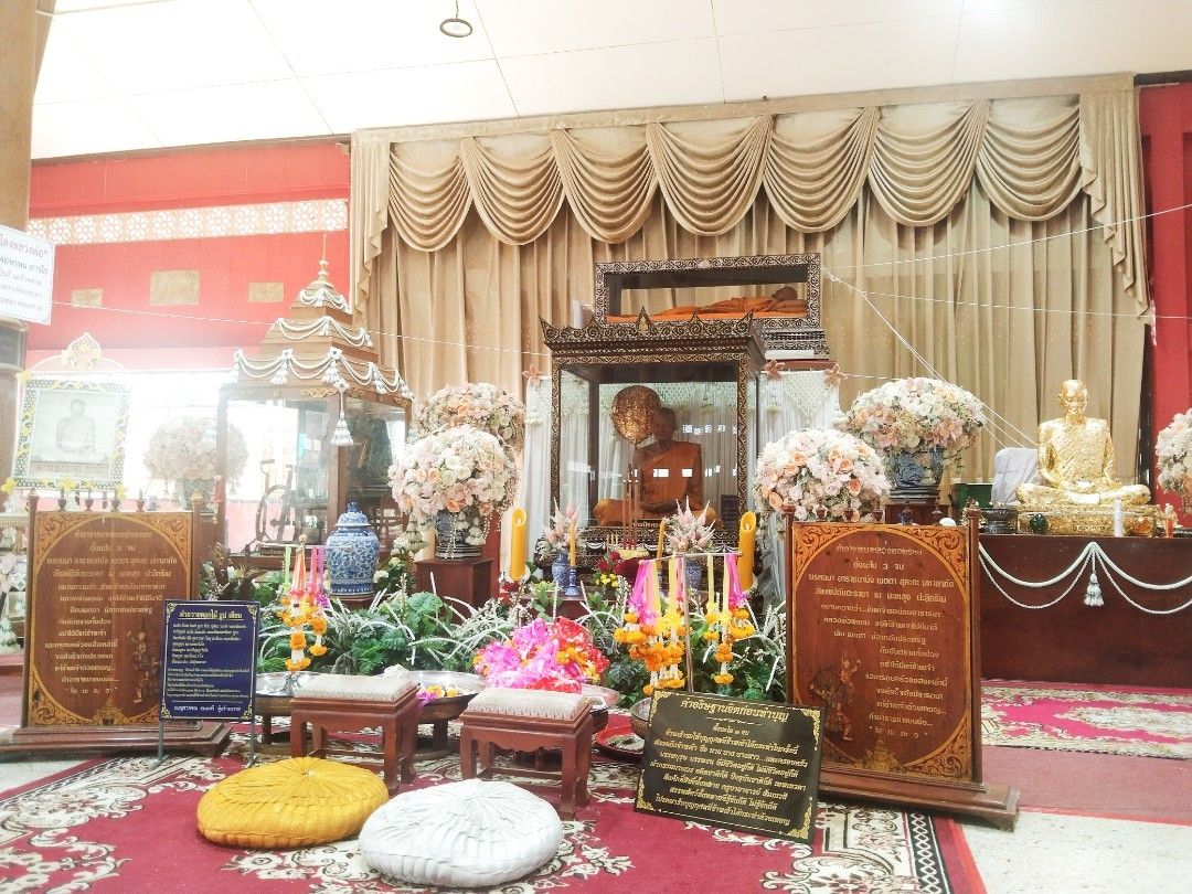 LP Phrom Wat Chong Kae 2514 Mandop Loop Tai, Hobbies & Toys, Memorabilia & Collectibles ...