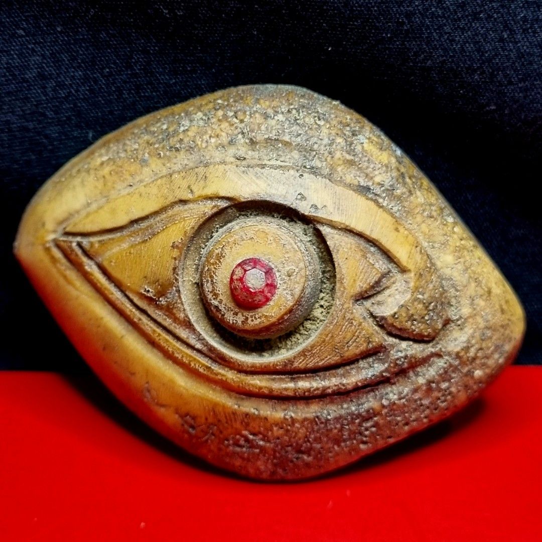 LP Pinak Heavenly Eye Amulet, Hobbies & Toys, Memorabilia ...
