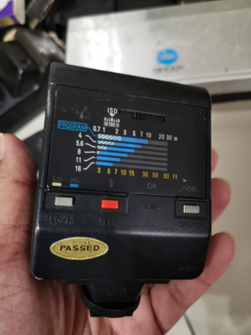 Minolta 2800 AF flash camera, Photography, Photography Accessories ...