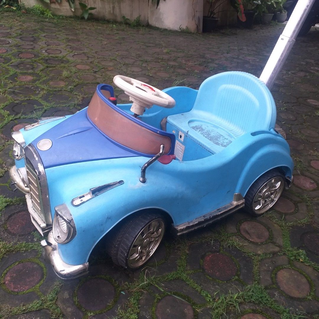Mobilan aki mercy jadul,model unik jarang ada (kondisi mati), Antik ...