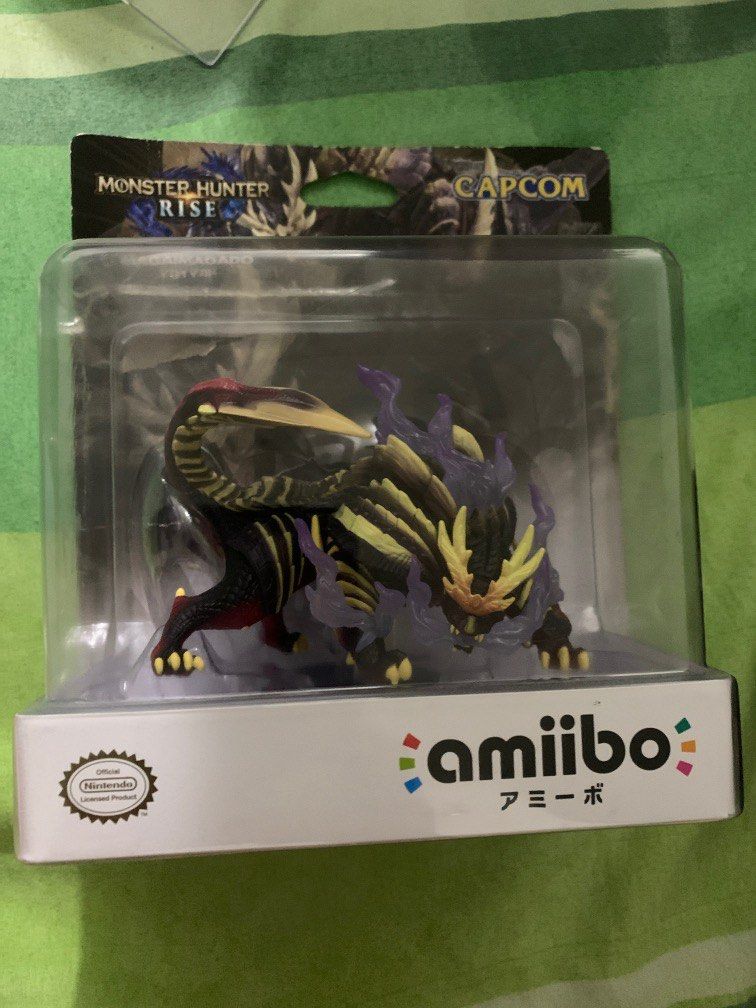 Monster Hunter Rise Amiibo, Hobbies & Toys, Toys & Games on Carousell