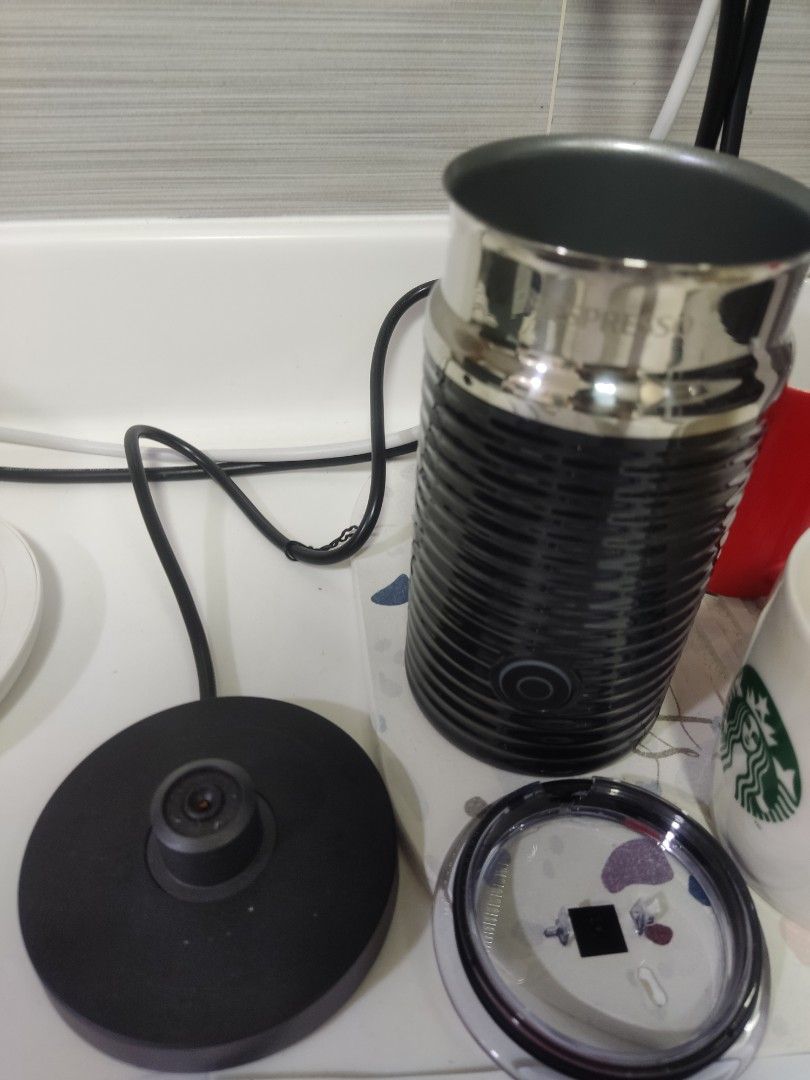 Nespresso Essenza Mini Coffee Machine & Aeroccino Bundle, TV & Home Appliances, Kitchen ...