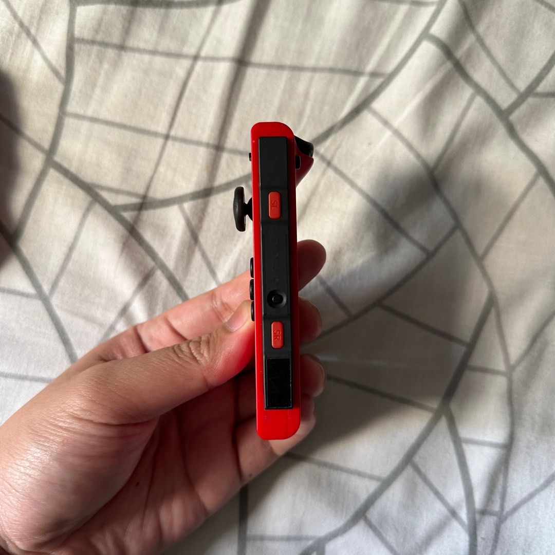 Nintendo Switch Joycons Red, Video Gaming, Gaming Accessories ...