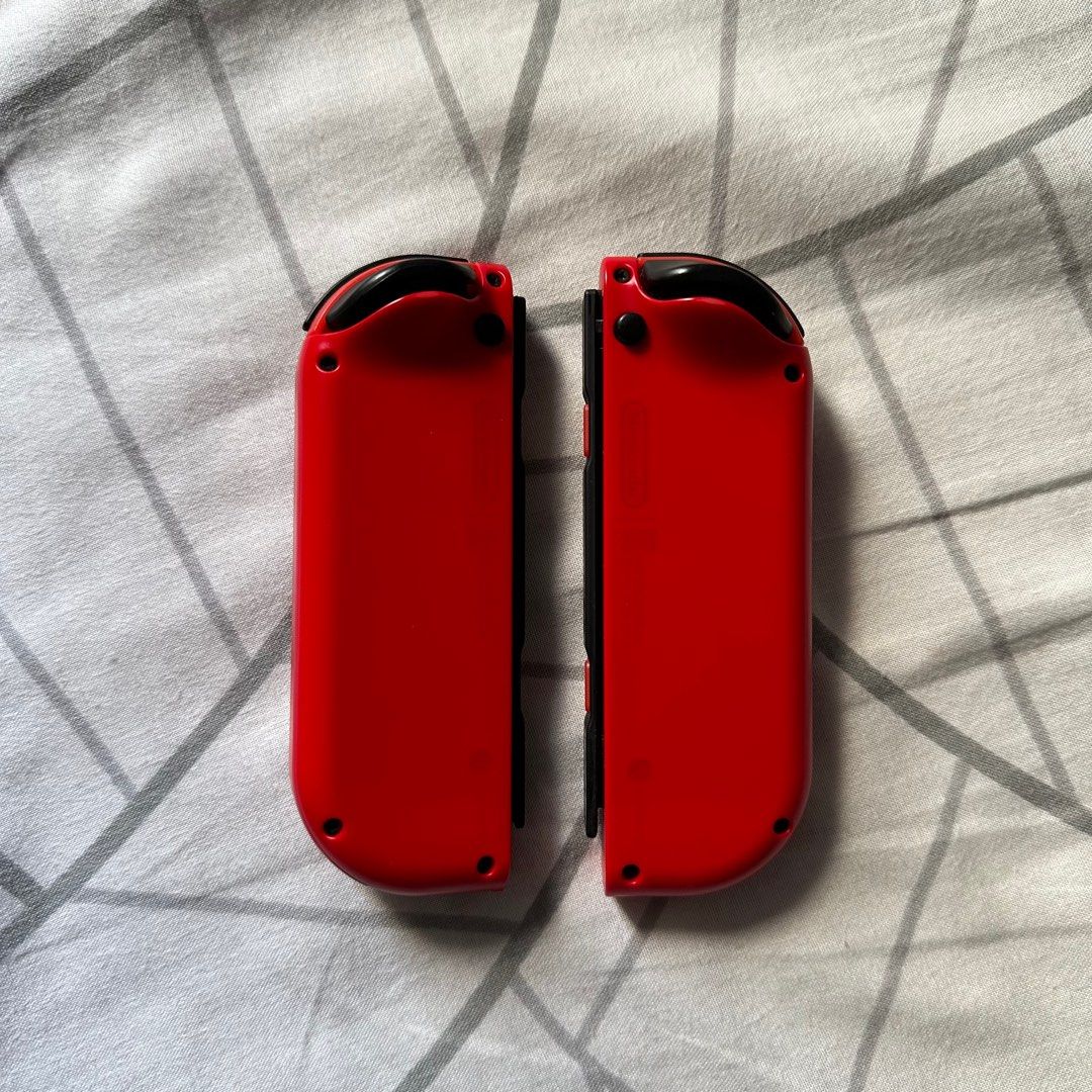 Nintendo Switch Joycons Red, Video Gaming, Gaming Accessories ...