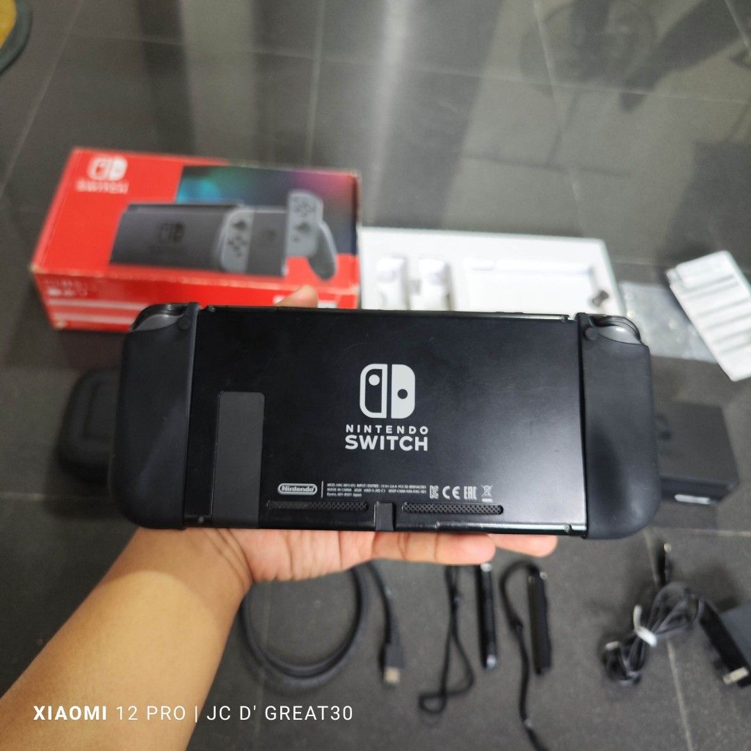 Nintendo switch v2 complete, Video Gaming, Video Game Consoles ...