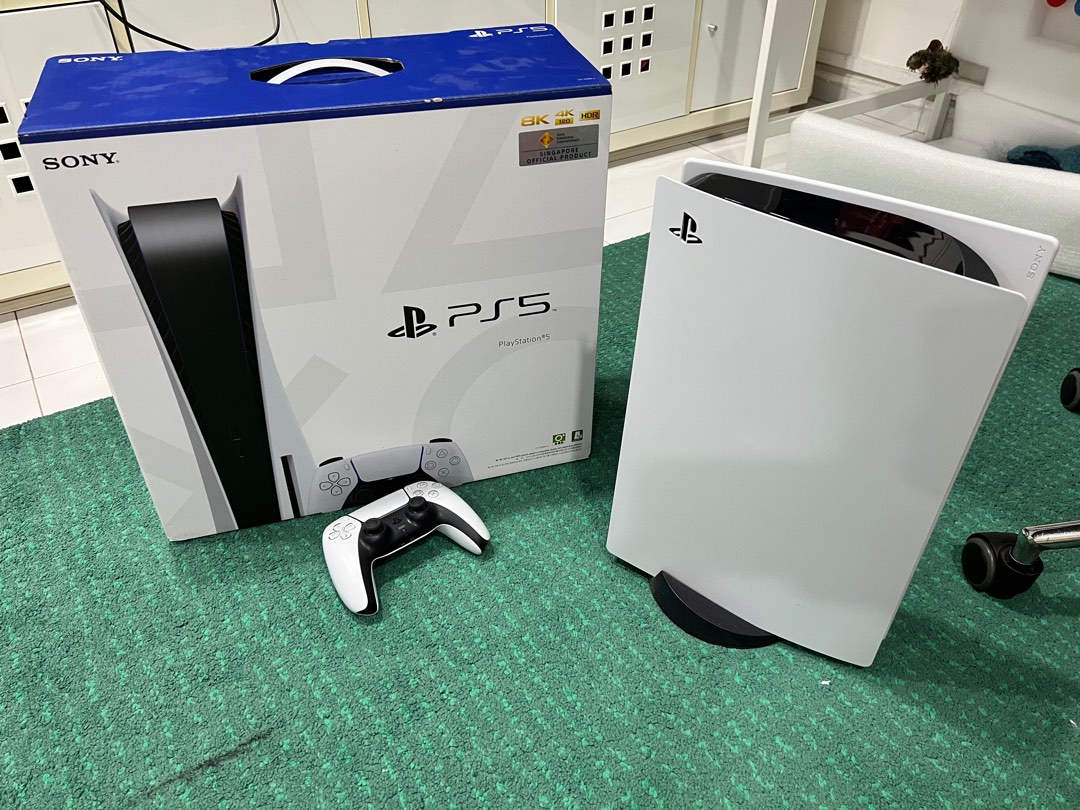 PS5 console with a controller, Video Gaming, Video Game Consoles ...