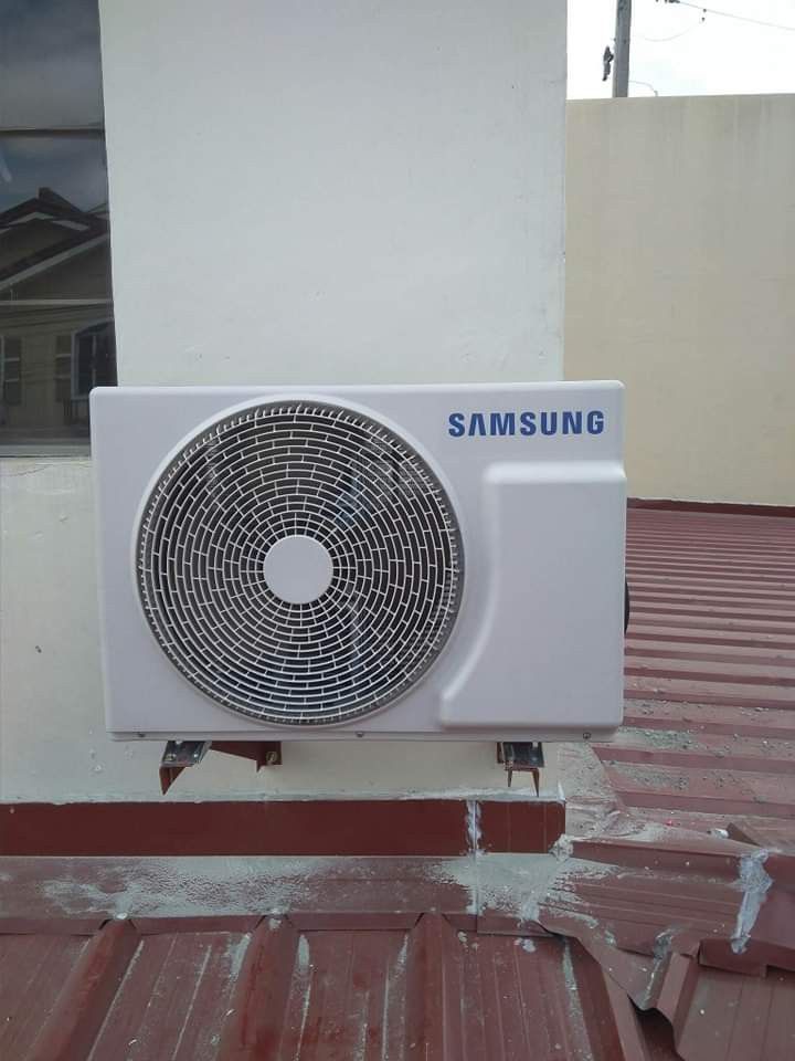 Samsung Split Type Inverter Aircon With Free Installations Brand New