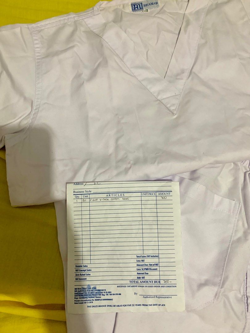 Scrub Suit White Womens Fashion Activewear On Carousell