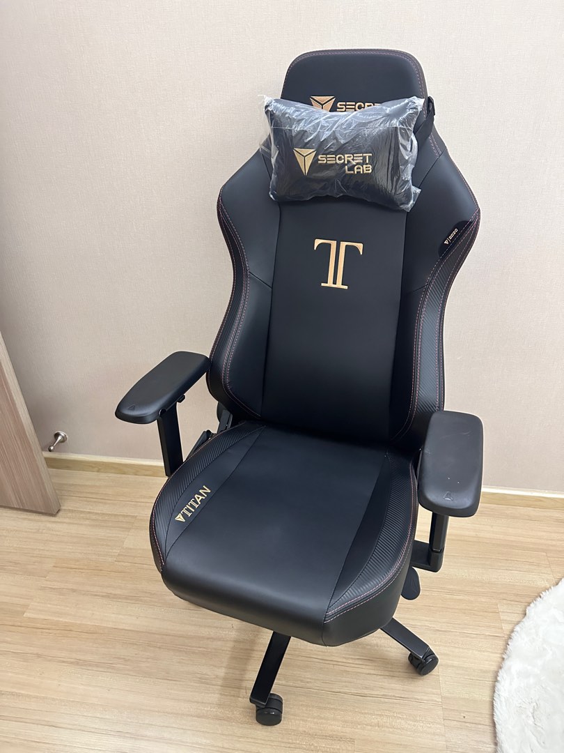 Secretlab titan computer gaming chair, Furniture & Home Living ...