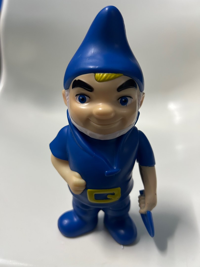 Sherlock Gnomes Gnomeo And Juliet Gnome Burger King Toy Figure, Hobbies ...