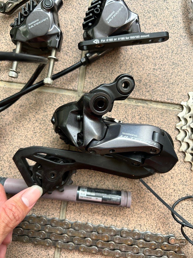 Shimano Ultegra Di2 12 Speed 8170 Disc Groupset, Sports Equipment ...