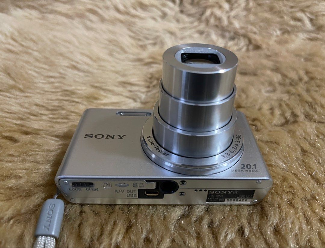 Sony Cybershot DSC-W830 Digital Camera, Photography, Cameras on Carousell