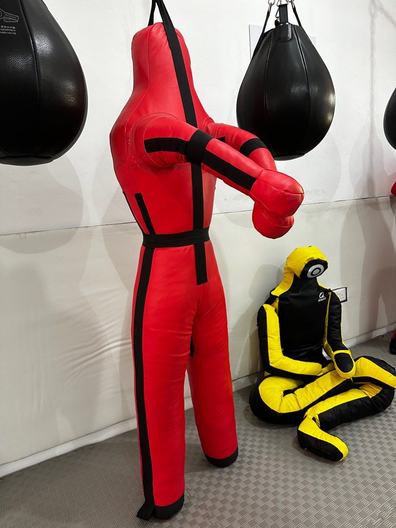Striking, grabbing dummy , almost 60kg, Sports Equipment, Other Sports ...